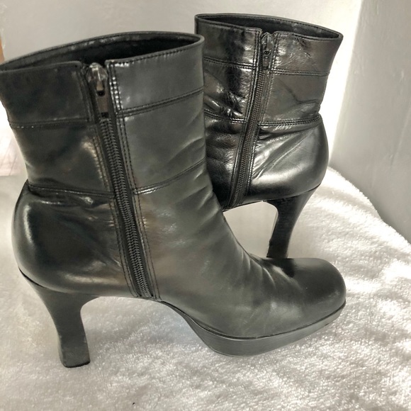 Nine West | Shoes | Nine West Calendar Leather Booties Size 8 2 | Poshmark